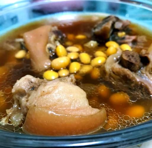 猪蹄汤怎么炖才白_原汤猪蹄汤的做法-第2张图片-山城妙识