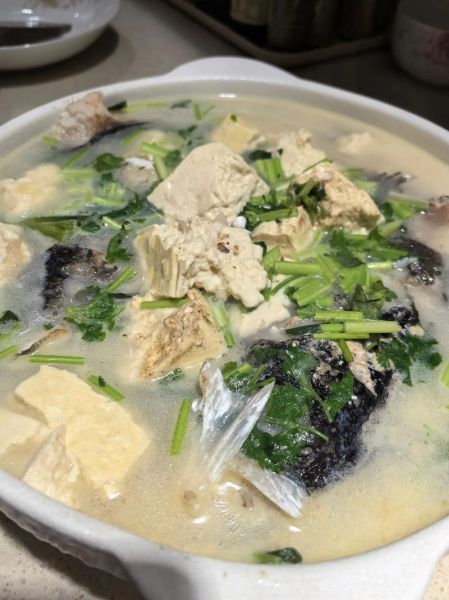 鱼头豆腐汤怎么做才奶白_鱼头豆腐汤去腥技巧-第3张图片-山城妙识 鱼头豆腐汤怎么做才奶白_鱼头豆腐汤去腥技巧-第3张图片-山城妙识