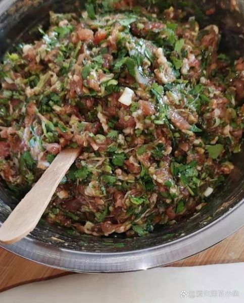 香菜素馅饺子馅怎么调好吃_香菜素馅饺子馅的做法窍门-第3张图片-山城妙识 香菜素馅饺子馅怎么调好吃_香菜素馅饺子馅的做法窍门-第3张图片-山城妙识