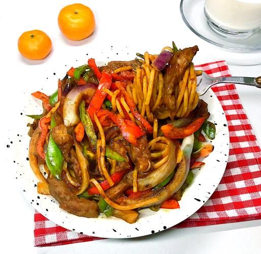 黑椒牛排意大利面怎么做_黑椒牛排意面热量高吗-第3张图片-山城妙识