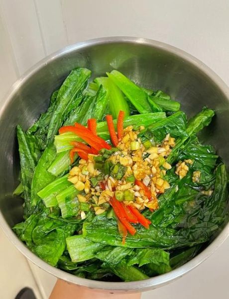 油麦菜凉拌要不要焯水_油麦菜凉拌焯水还是不焯水-第1张图片-山城妙识 油麦菜凉拌要不要焯水_油麦菜凉拌焯水还是不焯水-第1张图片-山城妙识