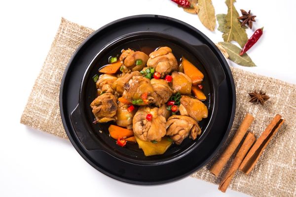 黄焖鸡米饭怎么做_正宗黄焖鸡米饭配方-第2张图片-山城妙识