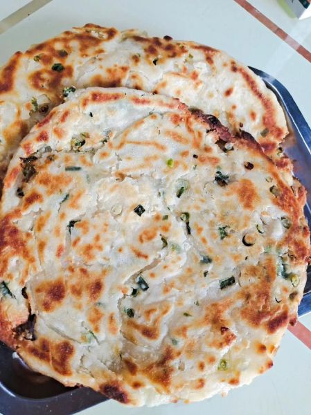 东北家常烙油饼怎么做_烙油饼不硬不油的秘诀-第3张图片-山城妙识