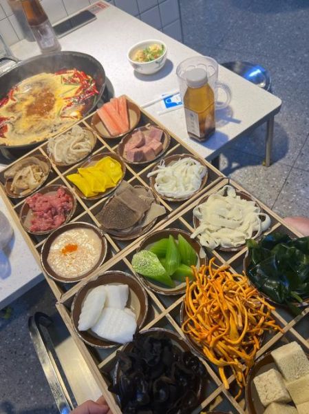 重庆火锅怎么做_重庆火锅配菜有哪些-第3张图片-山城妙识