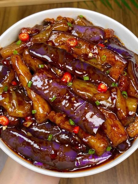 红烧茄子怎么做好吃_红烧茄子家常做法-第1张图片-山城妙识