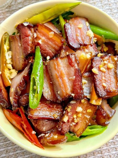 腊肉小炒怎么炒好吃_腊肉小炒家常做法-第3张图片-山城妙识 腊肉小炒怎么炒好吃_腊肉小炒家常做法-第3张图片-山城妙识