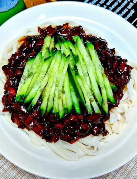 素炸酱怎么做好吃_素炸酱的家常做法-第1张图片-山城妙识