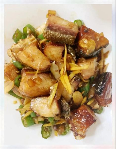 湖南腊鱼怎么炒好吃_腊鱼炒之前要不要焯水-第2张图片-山城妙识 湖南腊鱼怎么炒好吃_腊鱼炒之前要不要焯水-第2张图片-山城妙识