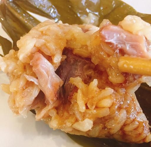 蛋黄肉粽图片大全_蛋黄肉粽怎么包-第3张图片-山城妙识 蛋黄肉粽图片大全_蛋黄肉粽怎么包-第3张图片-山城妙识