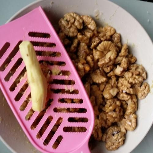 糖霜核桃仁怎么做_糖霜核桃仁家常做法-第2张图片-山城妙识