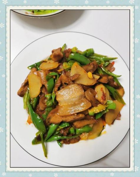 青椒香干回锅肉怎么做_家常做法步骤-第3张图片-山城妙识