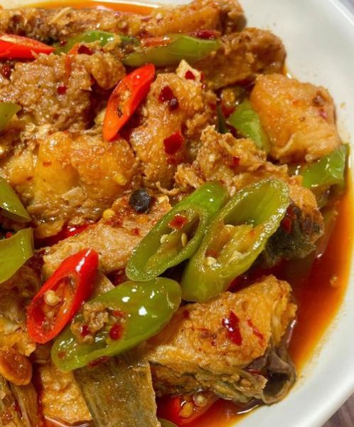 家常炖鱼块怎么做才入味_炖鱼块去腥增香的窍门-第3张图片-山城妙识 家常炖鱼块怎么做才入味_炖鱼块去腥增香的窍门-第3张图片-山城妙识