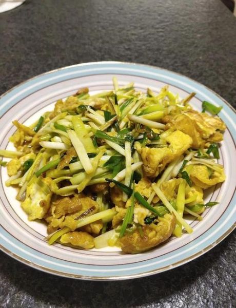 蒜苗炒什么素菜好吃_家常做法大全-第2张图片-山城妙识 蒜苗炒什么素菜好吃_家常做法大全-第2张图片-山城妙识