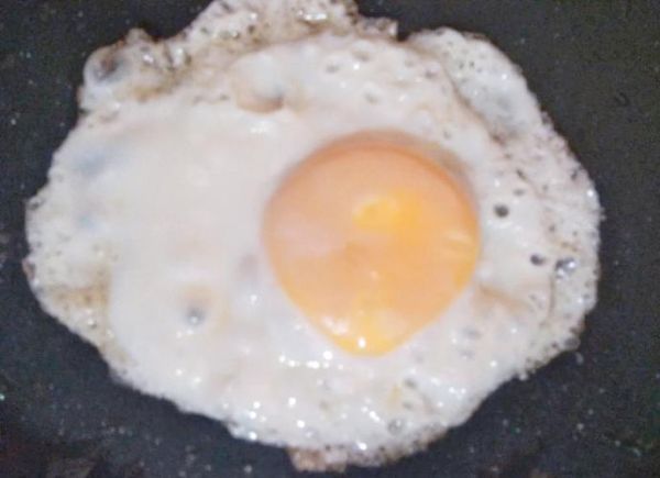 煎鸡蛋怎么做_煎鸡蛋不粘锅技巧-第3张图片-山城妙识 煎鸡蛋怎么做_煎鸡蛋不粘锅技巧-第3张图片-山城妙识