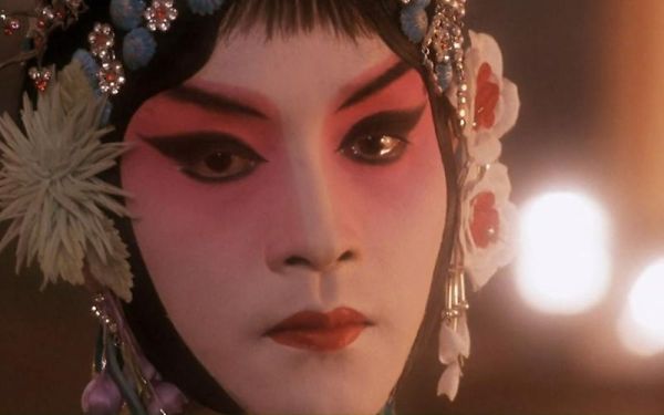 霸王别姬讲的什么_程蝶衣为什么自刎-第3张图片-山城妙识