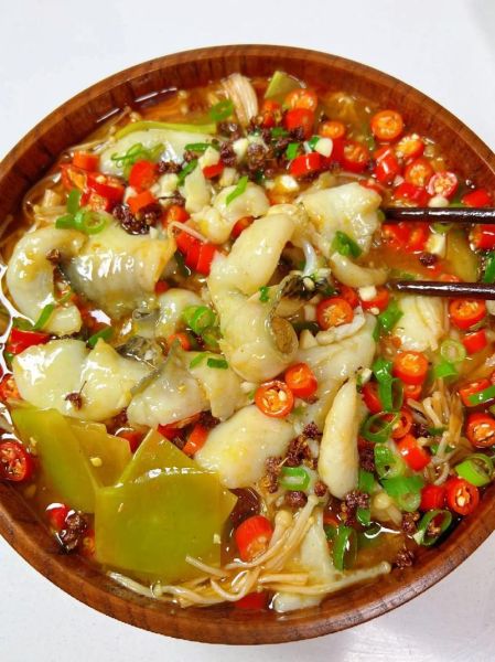 水煮鱼怎样做鱼片不烂_水煮鱼鱼片嫩滑技巧-第2张图片-山城妙识