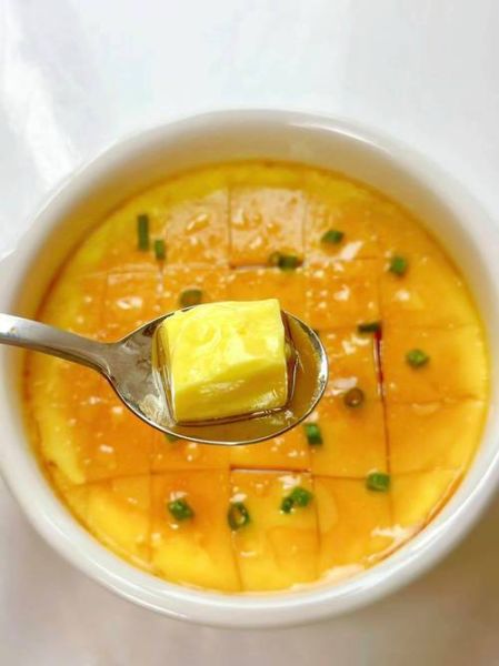 鸡蛋羹是水开了再蒸几分钟_蒸鸡蛋羹几分钟才嫩滑-第2张图片-山城妙识 鸡蛋羹是水开了再蒸几分钟_蒸鸡蛋羹几分钟才嫩滑-第2张图片-山城妙识