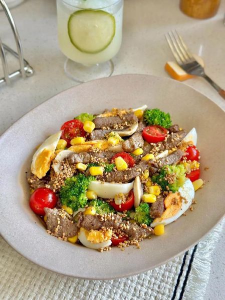 沙拉汁怎么吃好吃_沙拉汁搭配什么食材-第1张图片-山城妙识