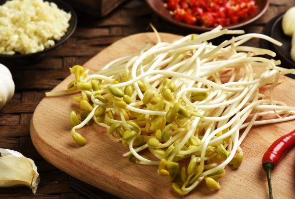 黄豆芽有毒的图片_是真的吗-第2张图片-山城妙识