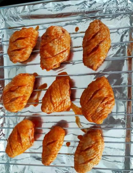 烤鸡翅的做法_烤箱窍门-第1张图片-山城妙识 烤鸡翅的做法_烤箱窍门-第1张图片-山城妙识