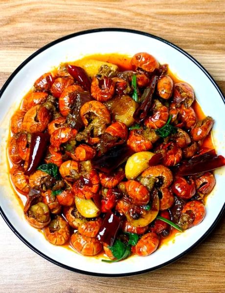 龙虾尾怎么做好吃_家常龙虾尾的做法-第1张图片-山城妙识