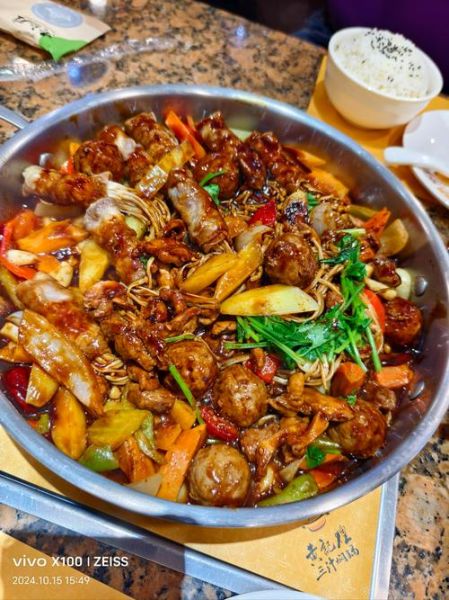 焖锅哪个品牌比较好_焖锅加盟选哪家好-第3张图片-山城妙识 焖锅哪个品牌比较好_焖锅加盟选哪家好-第3张图片-山城妙识