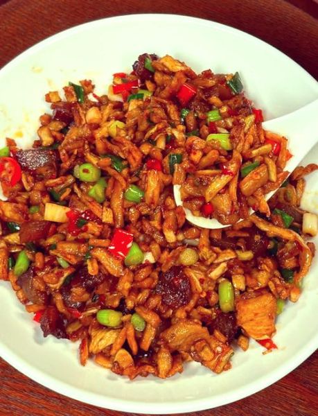 炒萝卜干怎么炒才好吃_萝卜干炒多久才入味-第1张图片-山城妙识