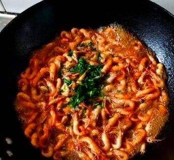 油爆河虾怎么做_油爆河虾的窍门-第1张图片-山城妙识 油爆河虾怎么做_油爆河虾的窍门-第1张图片-山城妙识