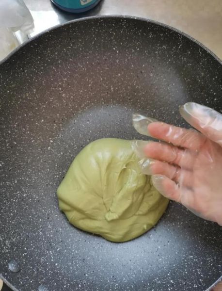 雪媚娘皮太粘怎么抢救_雪媚娘皮太粘补救方法-第1张图片-山城妙识 雪媚娘皮太粘怎么抢救_雪媚娘皮太粘补救方法-第1张图片-山城妙识