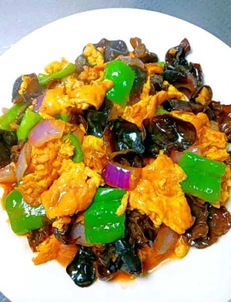 鸡蛋炒木耳怎么炒才好吃_鸡蛋炒木耳要不要焯水-第1张图片-山城妙识 鸡蛋炒木耳怎么炒才好吃_鸡蛋炒木耳要不要焯水-第1张图片-山城妙识