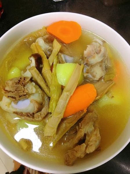 笋干排骨汤怎么做_笋干提前泡多久-第1张图片-山城妙识