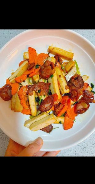 麻辣香肠炒什么菜好吃_最佳配菜推荐-第2张图片-山城妙识