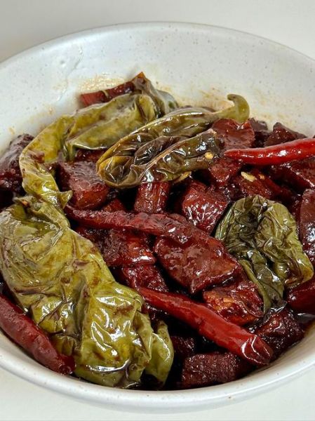 酱牛肉辣椒怎么做_酱牛肉辣椒最正宗的做法-第1张图片-山城妙识 酱牛肉辣椒怎么做_酱牛肉辣椒最正宗的做法-第1张图片-山城妙识