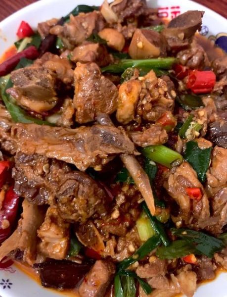 香辣啤酒鸭怎么做_香辣啤酒鸭的做法步骤-第1张图片-山城妙识 香辣啤酒鸭怎么做_香辣啤酒鸭的做法步骤-第1张图片-山城妙识