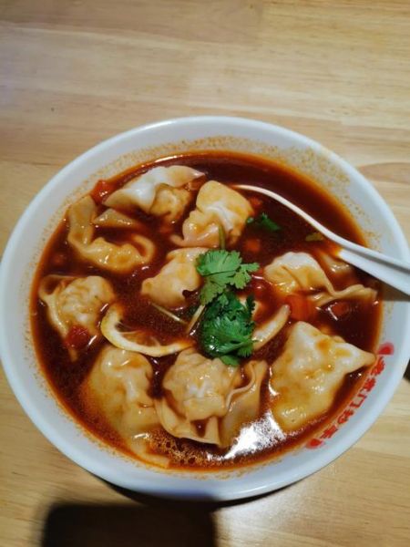 龙抄手为什么叫龙抄手_龙抄手名字由来-第3张图片-山城妙识