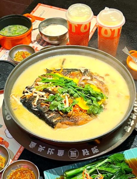 鱼头火锅配菜有哪些_鱼头火锅配菜怎么选-第1张图片-山城妙识 鱼头火锅配菜有哪些_鱼头火锅配菜怎么选-第1张图片-山城妙识