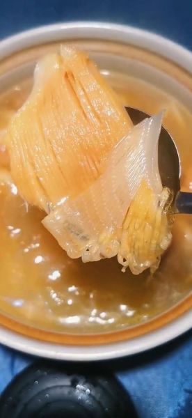 鱼翅怎样煲汤才好吃_鱼翅煲汤的正确做法-第1张图片-山城妙识 鱼翅怎样煲汤才好吃_鱼翅煲汤的正确做法-第1张图片-山城妙识