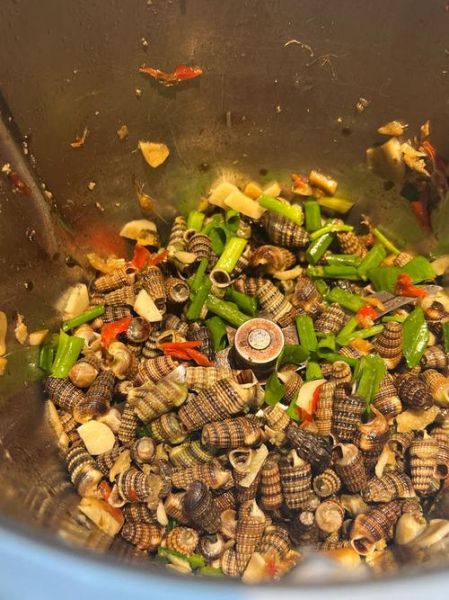 辣炒海螺丝怎么炒_辣炒海螺丝用焯水吗-第1张图片-山城妙识