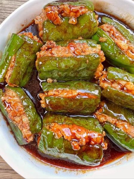 虎皮青椒塞肉怎么做_青椒塞肉需要焯水吗-第3张图片-山城妙识