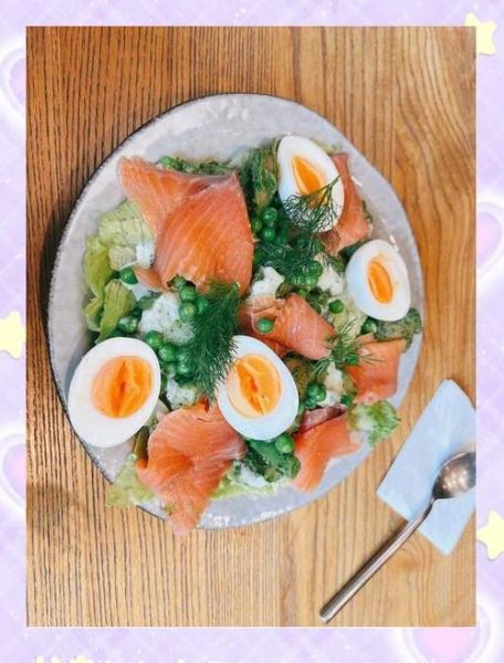 烟熏三文鱼沙拉怎么做_烟熏三文鱼沙拉热量高吗-第3张图片-山城妙识 烟熏三文鱼沙拉怎么做_烟熏三文鱼沙拉热量高吗-第3张图片-山城妙识