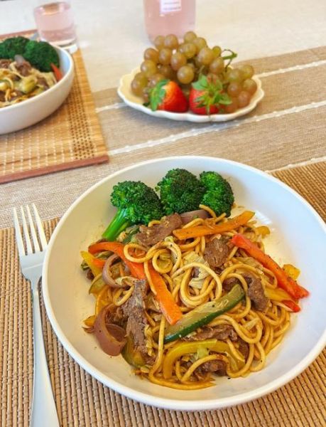 黑椒炒意面怎么做_黑椒炒意面酱汁比例-第1张图片-山城妙识