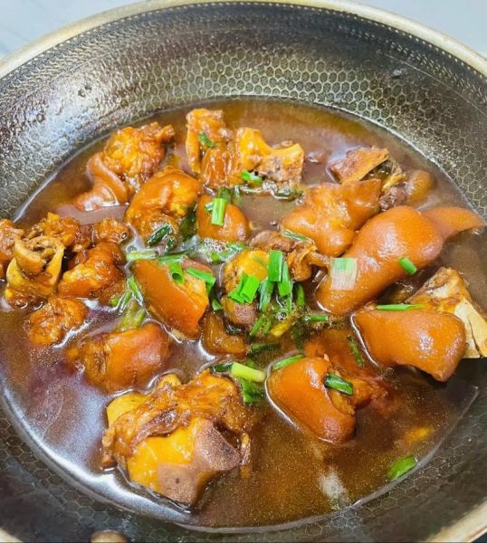 红烧猪蹄电压力锅做法_家常红烧猪蹄怎么做-第3张图片-山城妙识 红烧猪蹄电压力锅做法_家常红烧猪蹄怎么做-第3张图片-山城妙识