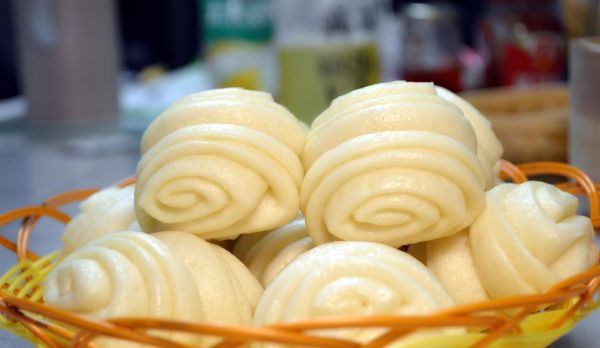 蒸花卷的做法视频_花卷怎么蒸才松软-第2张图片-山城妙识
