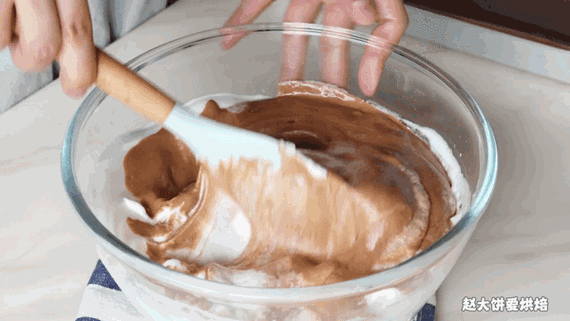 棒棒糖造型蛋糕怎么做_棒棒糖造型蛋糕配方-第1张图片-山城妙识