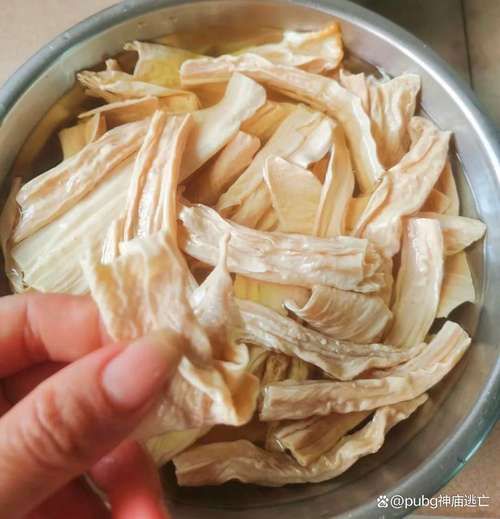 腐竹怎么快速泡发_腐竹泡多久才软-第2张图片-山城妙识 腐竹怎么快速泡发_腐竹泡多久才软-第2张图片-山城妙识