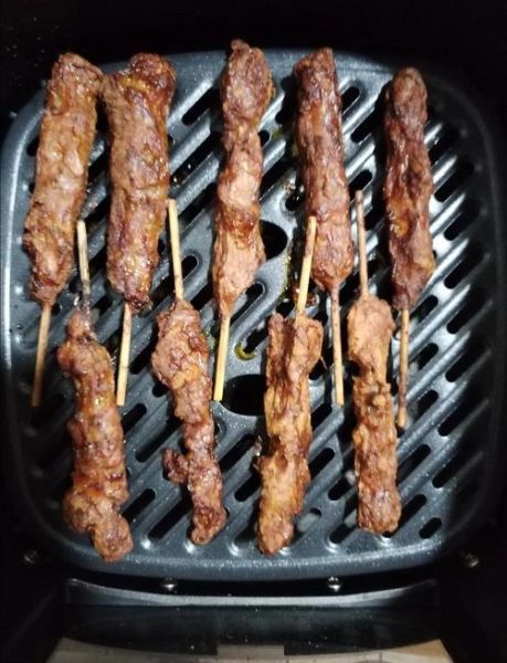 空气炸锅炸羊肉串怎么做_空气炸锅炸羊肉串需要多久-第1张图片-山城妙识