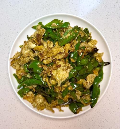 鸡蛋炒辣椒怎么做好吃_鸡蛋炒辣椒的秘诀-第1张图片-山城妙识 鸡蛋炒辣椒怎么做好吃_鸡蛋炒辣椒的秘诀-第1张图片-山城妙识