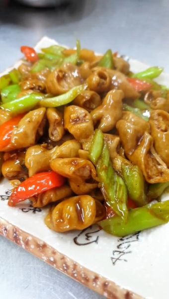 醋溜肥肠怎么做好吃_醋溜肥肠的家常做法-第3张图片-山城妙识