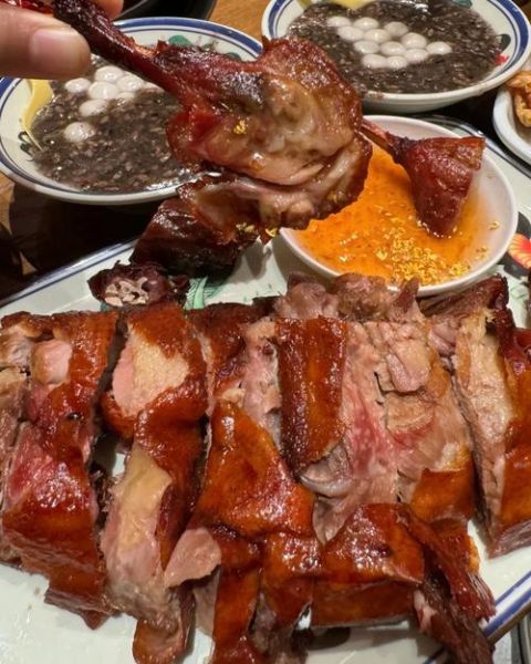 酒酿2天表面有黑色的毛_还能吃吗-第3张图片-山城妙识 酒酿2天表面有黑色的毛_还能吃吗-第3张图片-山城妙识