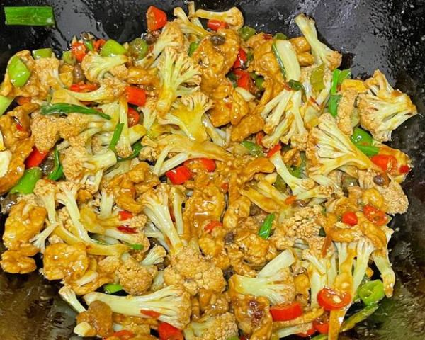 炒花菜怎么炒好吃_花菜炒多久才脆嫩-第1张图片-山城妙识 炒花菜怎么炒好吃_花菜炒多久才脆嫩-第1张图片-山城妙识